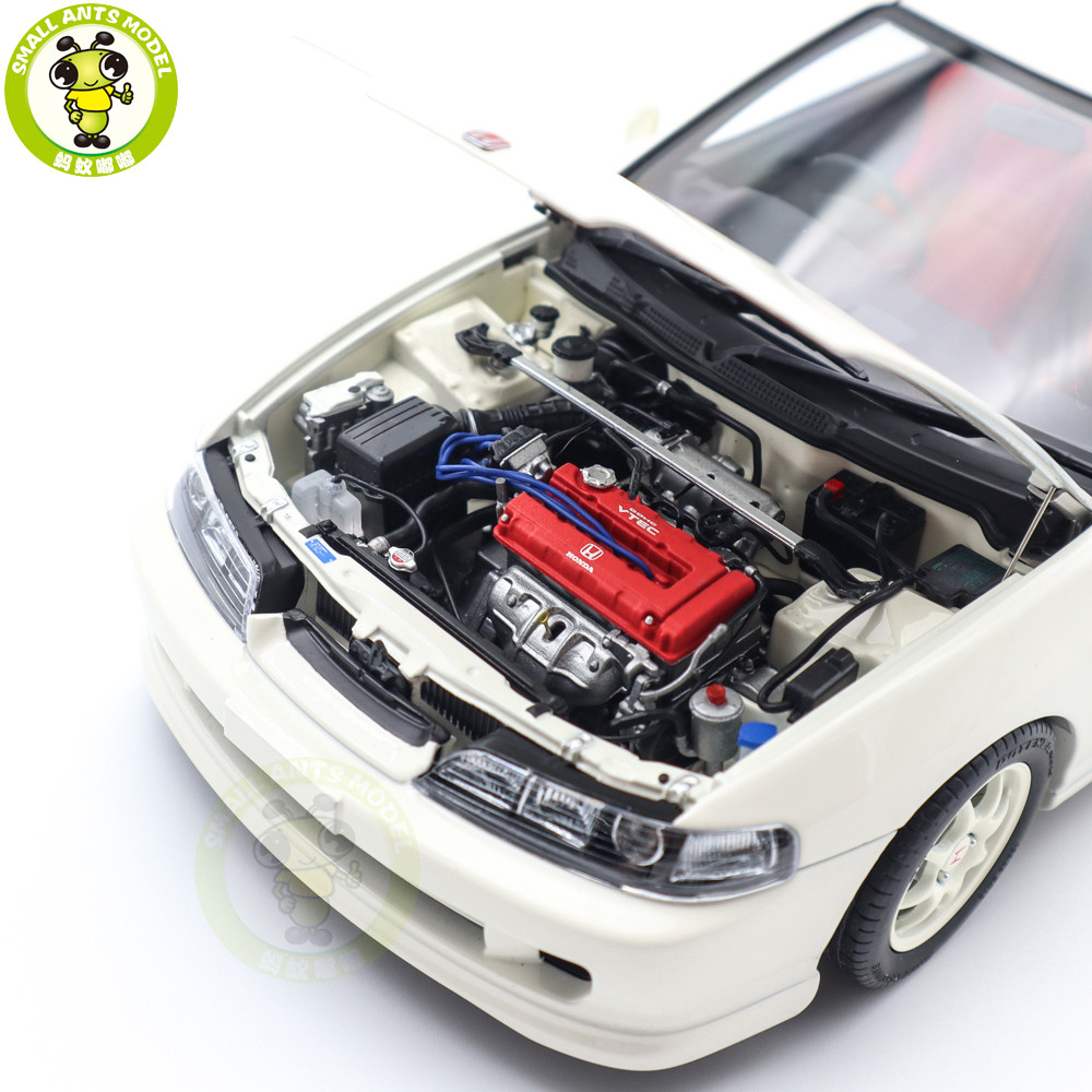 1/18 MOTORHELIX Honda Integra Type R DC2 Pre-Facelift Diecast Model Toy ...