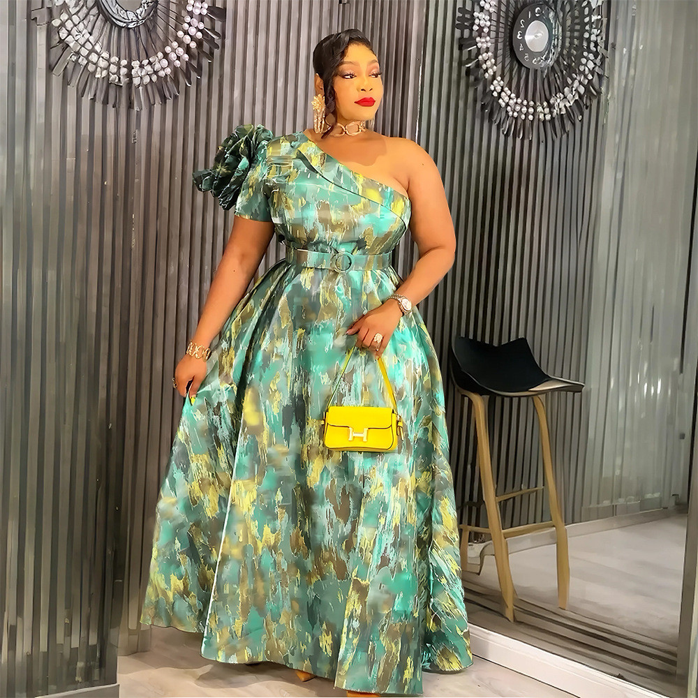 Sleeveless plus size printed dress