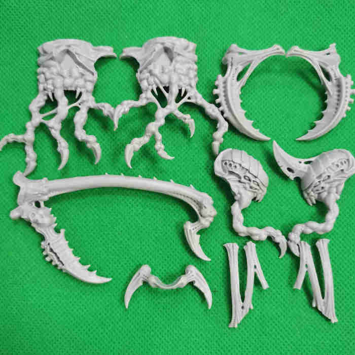 tyranid haruspex bits