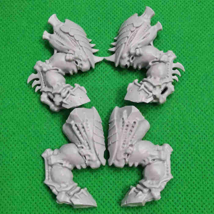 tyranid haruspex bits
