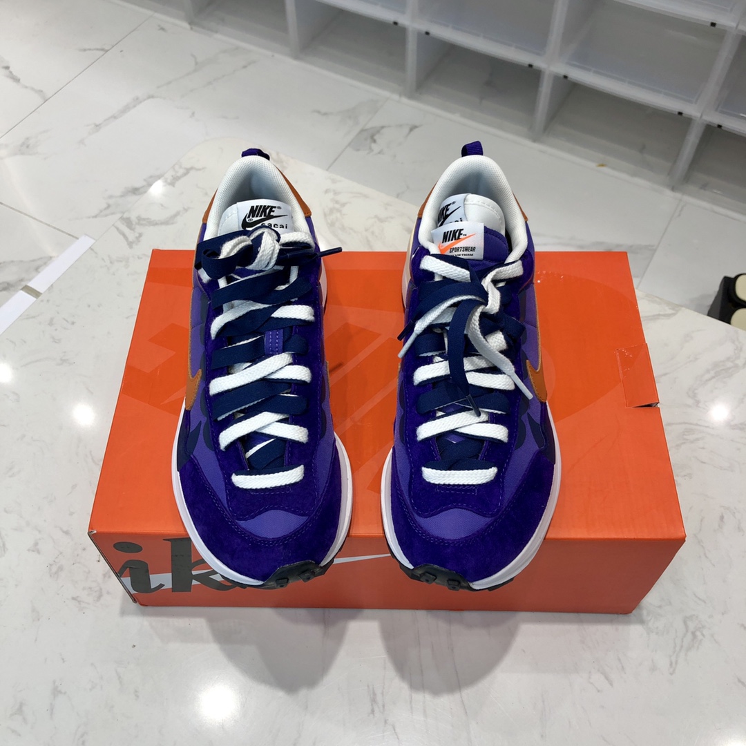 US$ 219.00 - 1：1 quality version Colorblocked Logo Chunky Sneakers ...