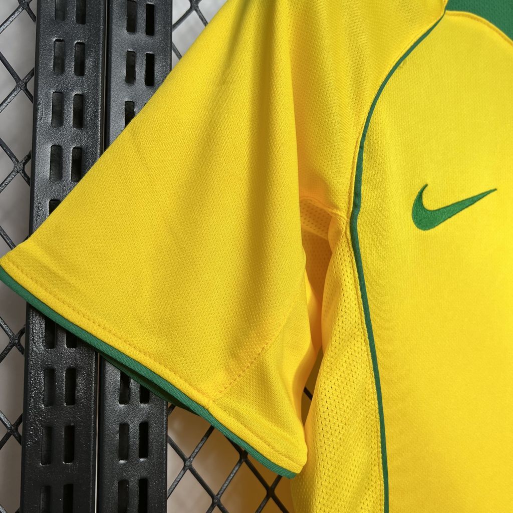 US$ 19.00 - 2004 Brazil Home Retro Soccer Jersey - www.gmkitsc.com
