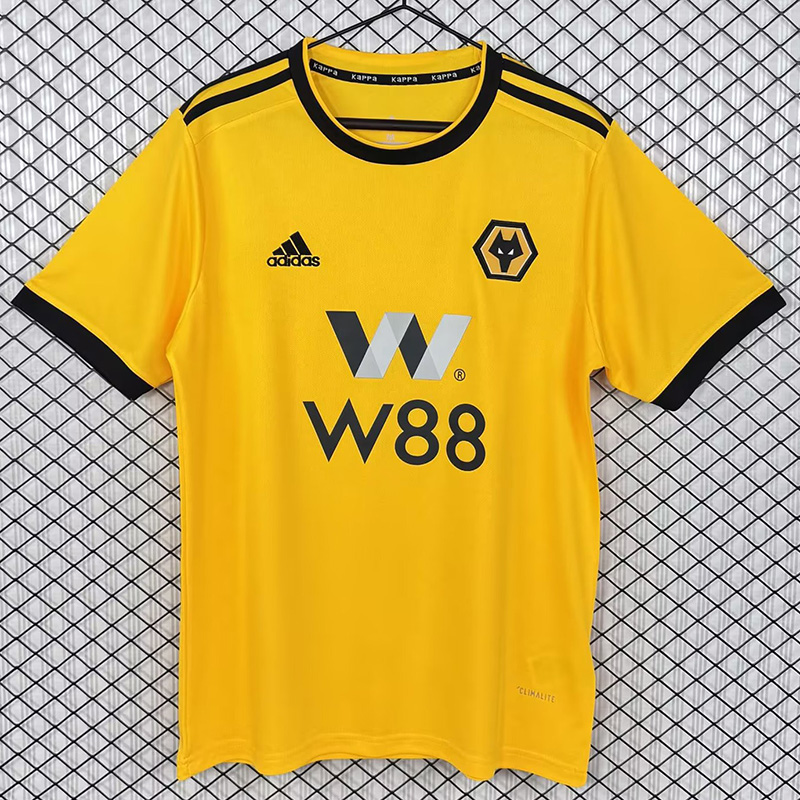 US$ 19.00 - 2018-2019 Wolves Home Retro Soccer Jersey - www.gmkitsc.com